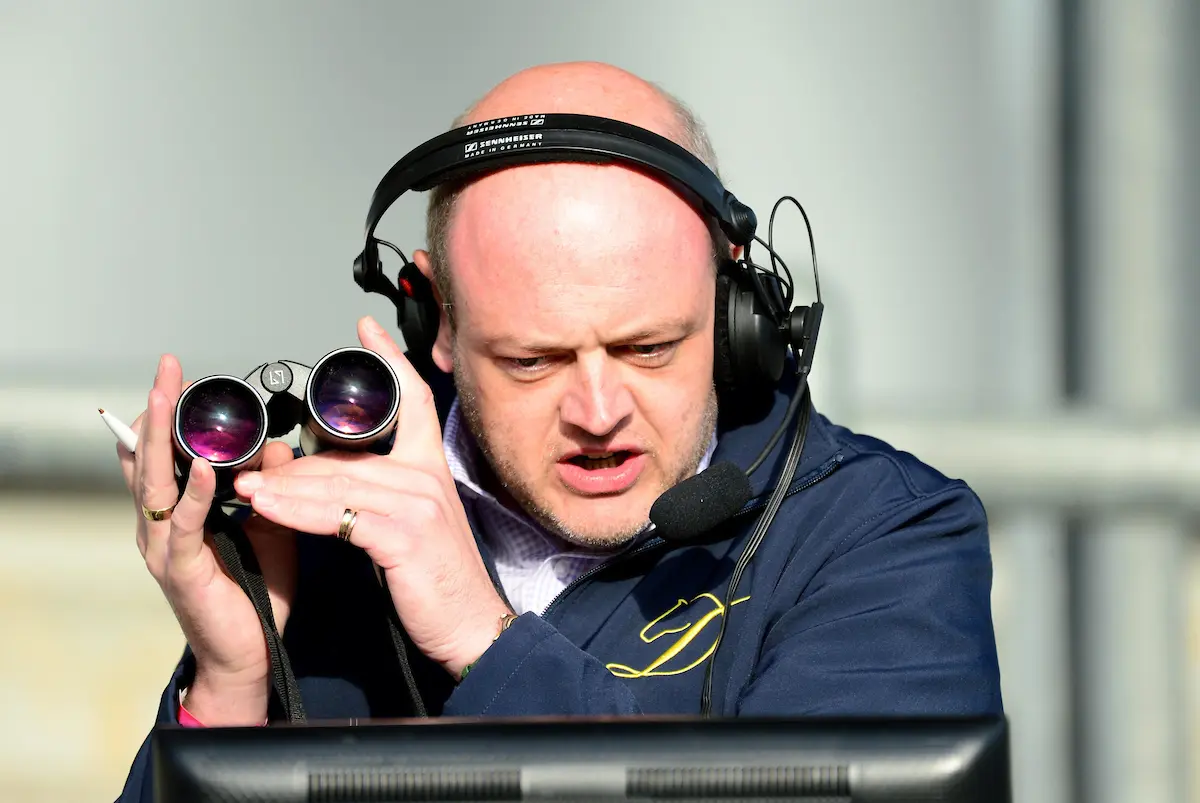 A Christmas gift: enjoy the magic moments of Jerry Hannon