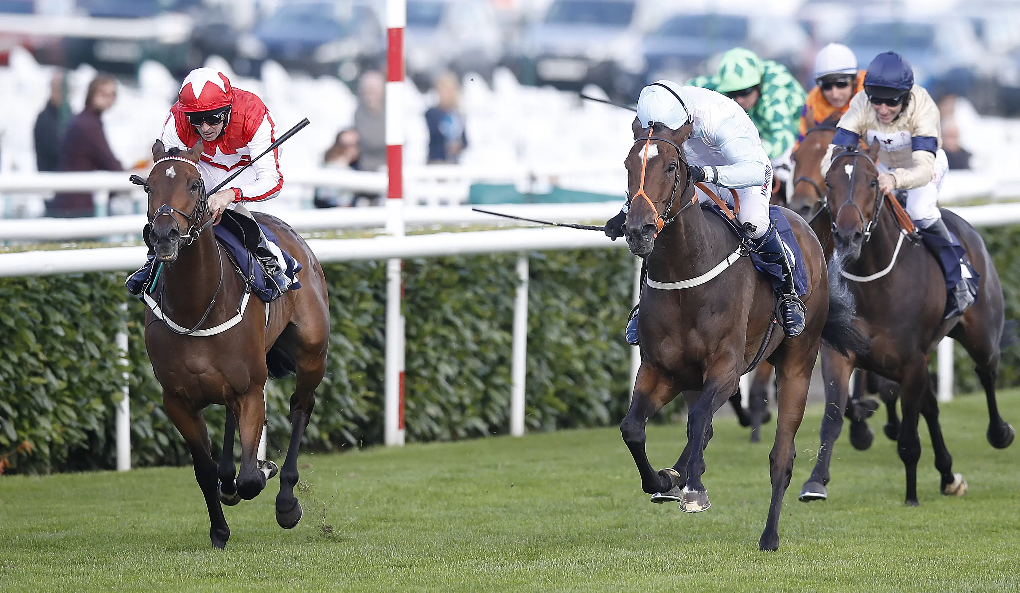 Ted Durcan takes spoils in Leger Legends race at Doncaster