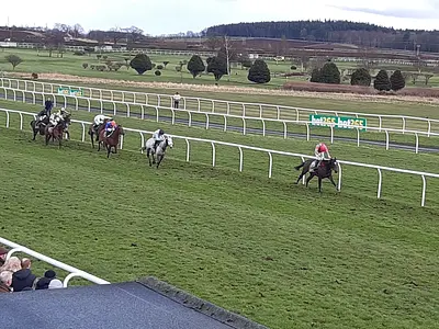 Cracking result for Ewan Whillans in Morebattle Hurdle