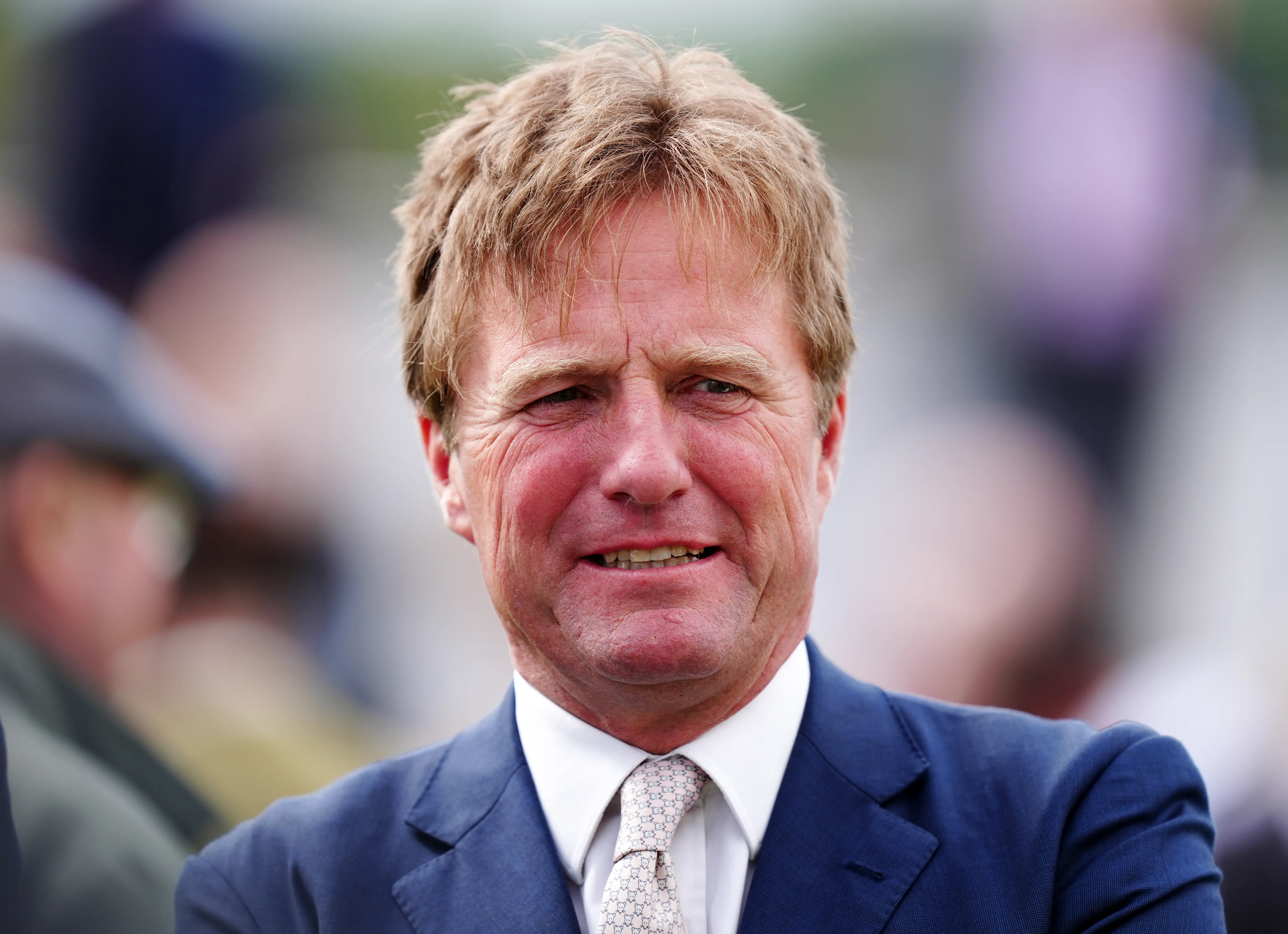 Change of tack for Arc ace Beckett with bumper entry Gnomon