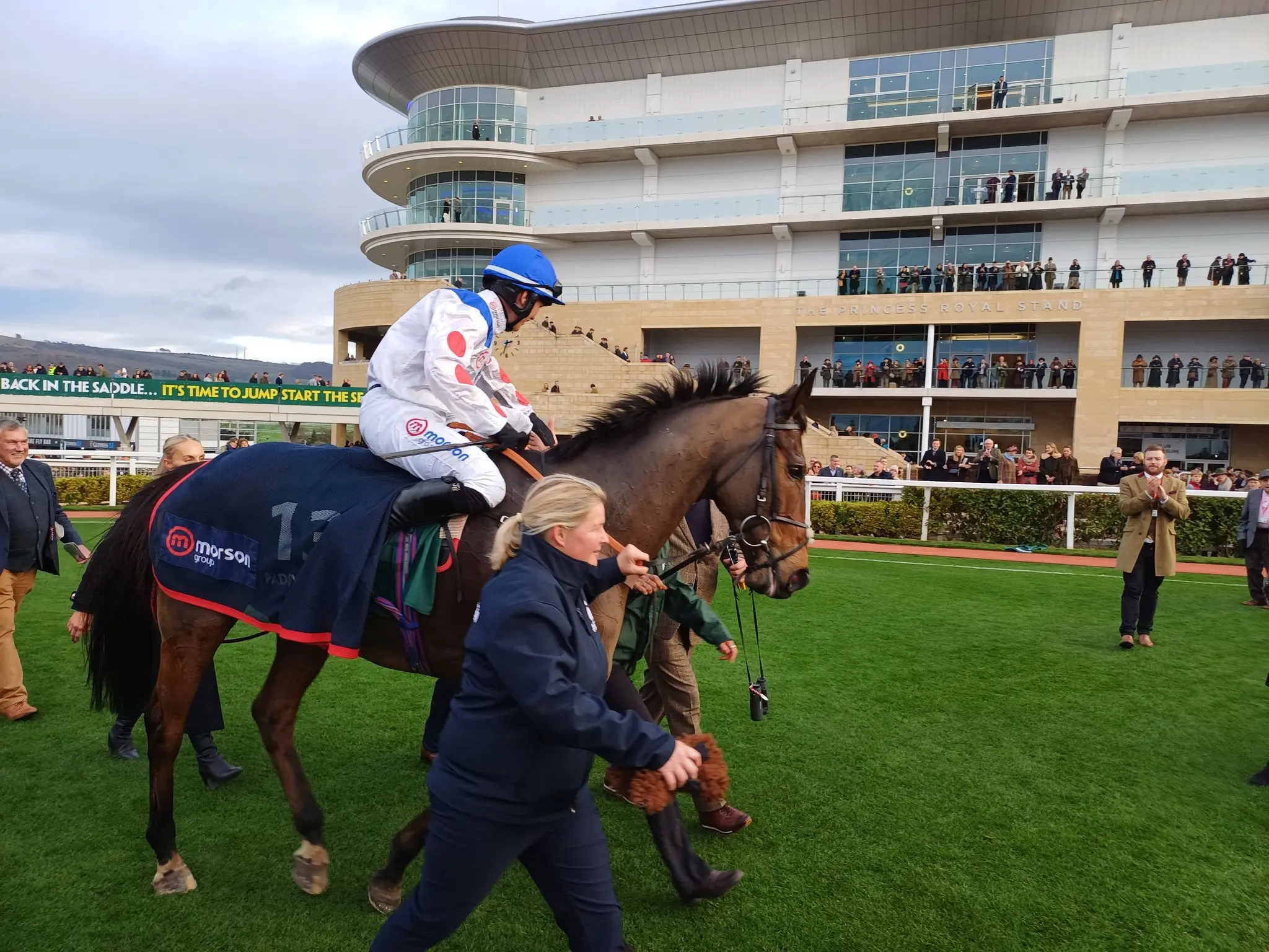 Il Ridoto and Freddie Gingell claim Paddy Power Gold Cup glory