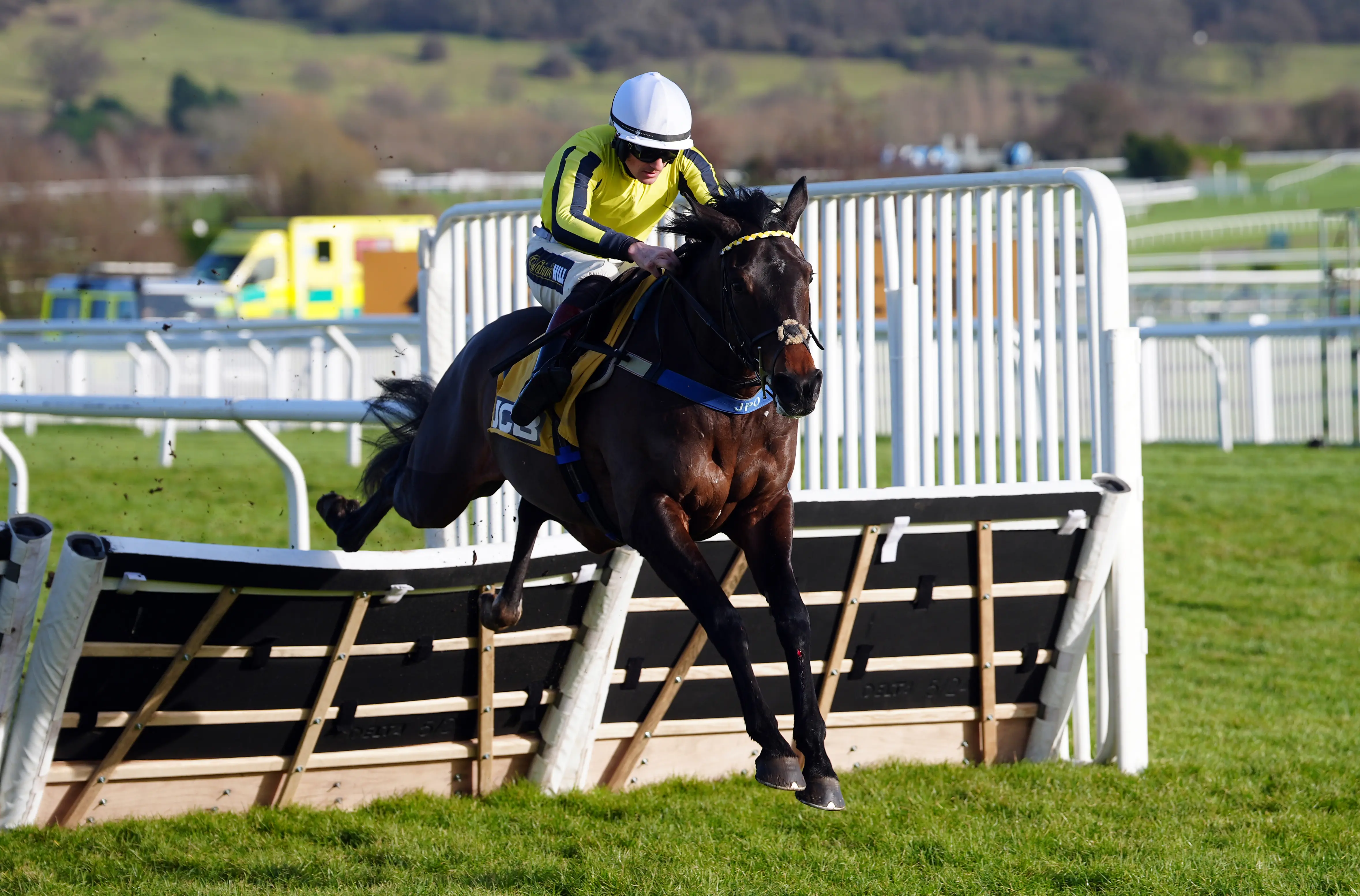 East India Dock and Lulamba tackle Mullins battalion in Triumph