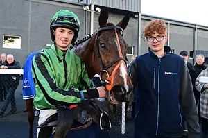 Today's Horse Racing News | Racing TV