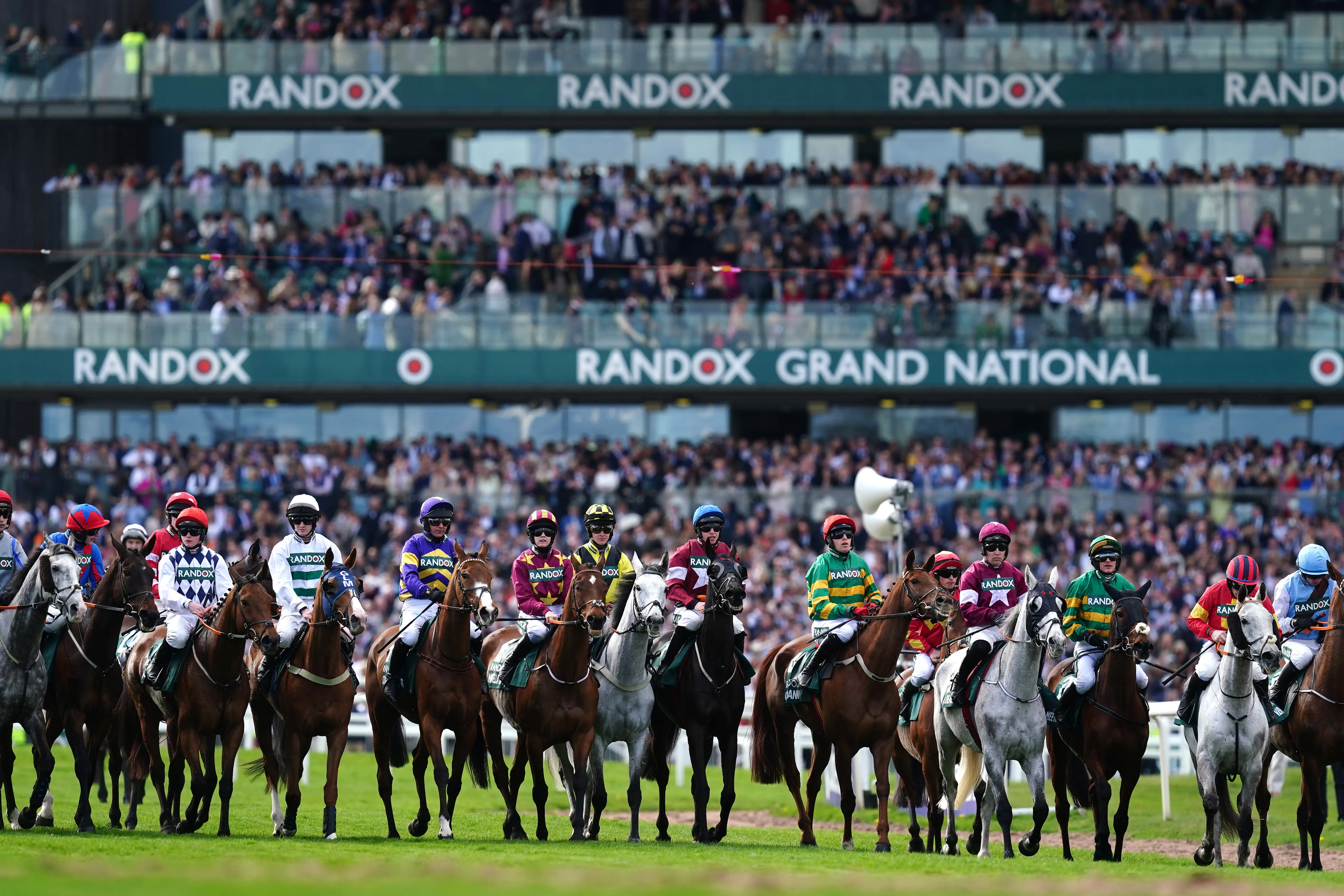Dry week forecast as Aintree continues to water