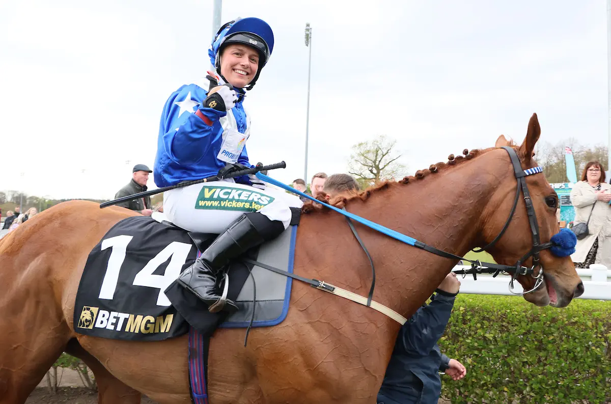 Heavenly Heather springs 200-1 shock at Newcastle